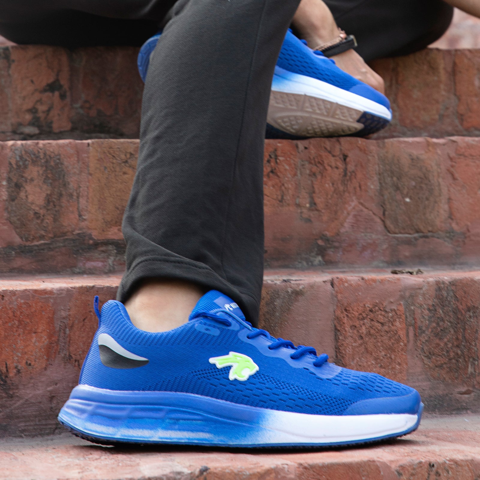 Men & Women Sneakers | Men Hoodies & Bomber Jackets | Servis Athleisure