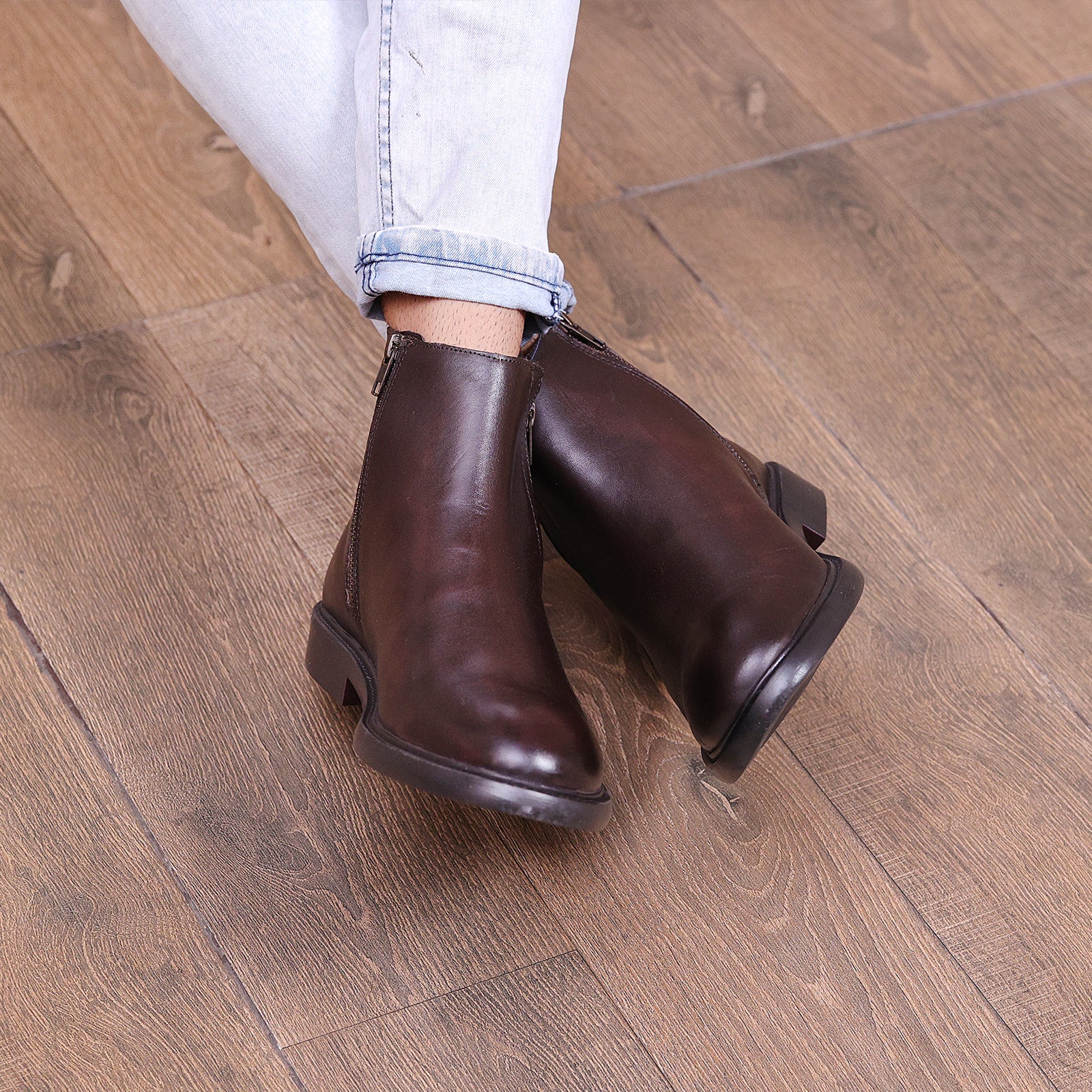 M-LF-0200343-Zip-up Leather Boots – Servis