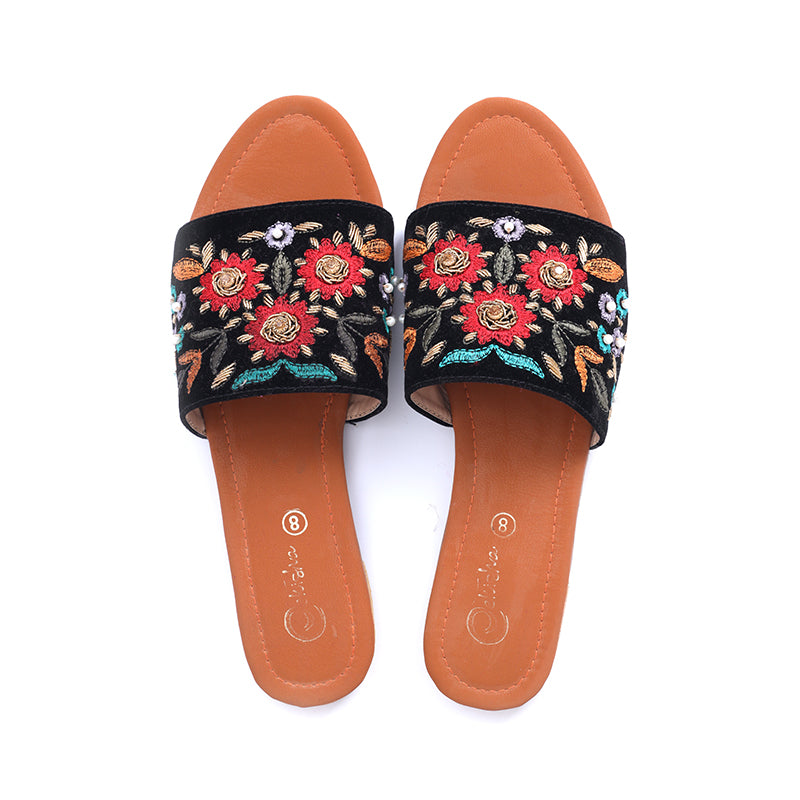 Buy Ethnic Shoes & Kolhapuri Chappals For Girls Online In Pakistan – Servis